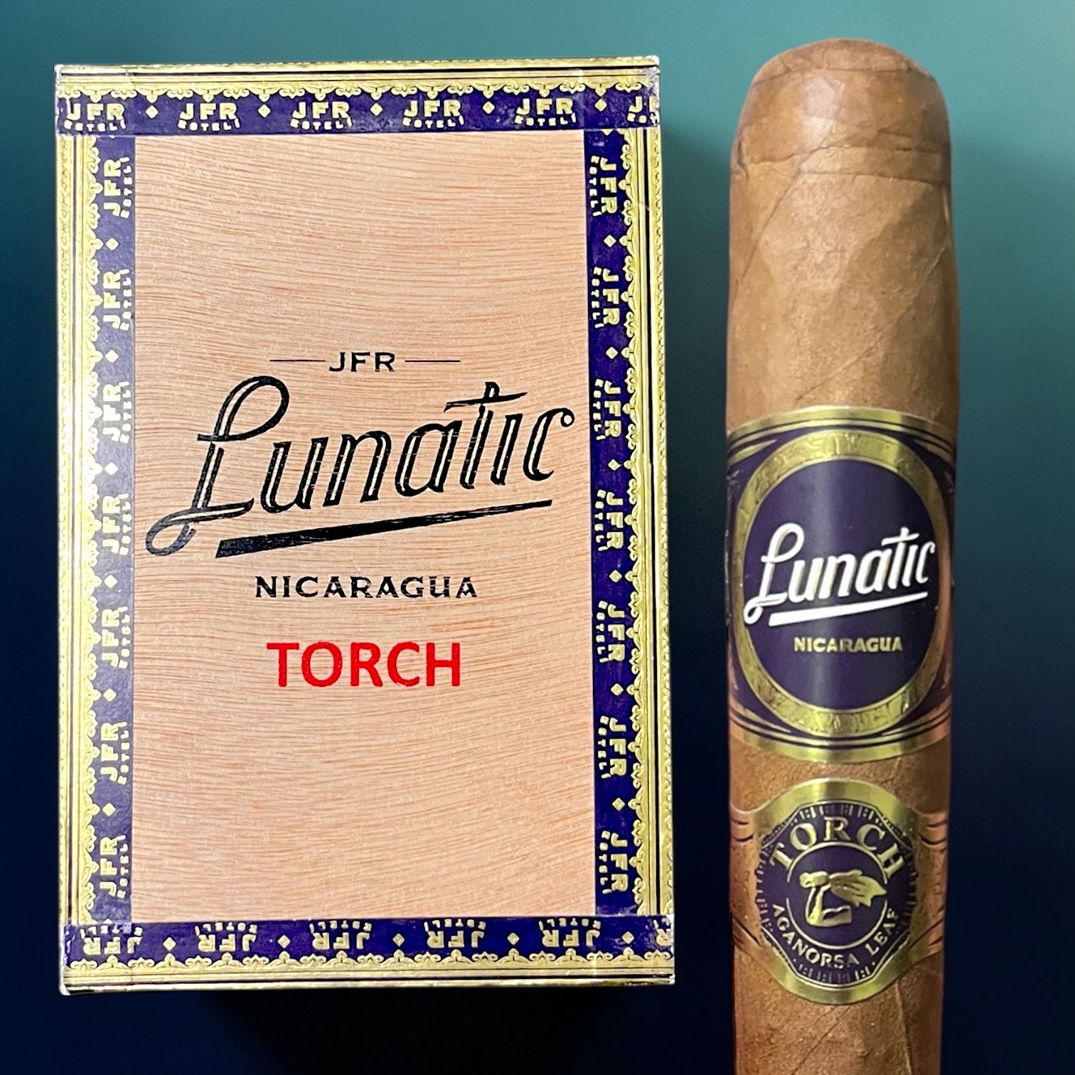 JFR Lunatic Torch Visionaries Corojo (6-1/2x52) – King of the Leaf