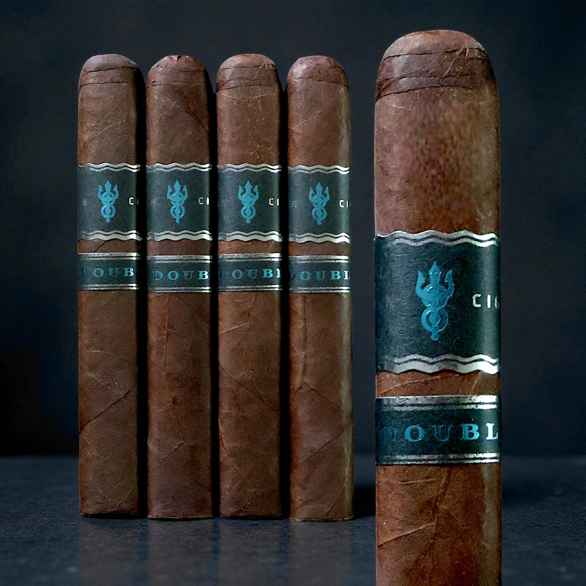 Cayman Cigar Co. The Doubloon – King of the Leaf